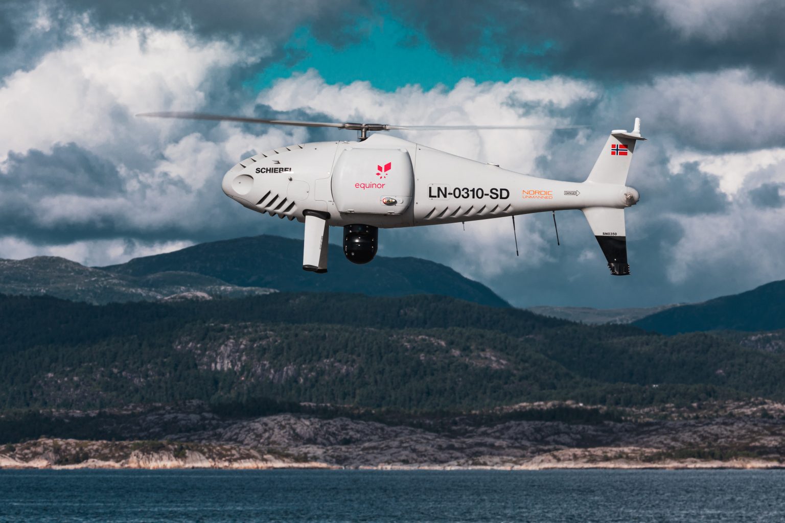 Schiebel Camcopter®S-100 Make World’s First Full-Scale Offshore UAV ...