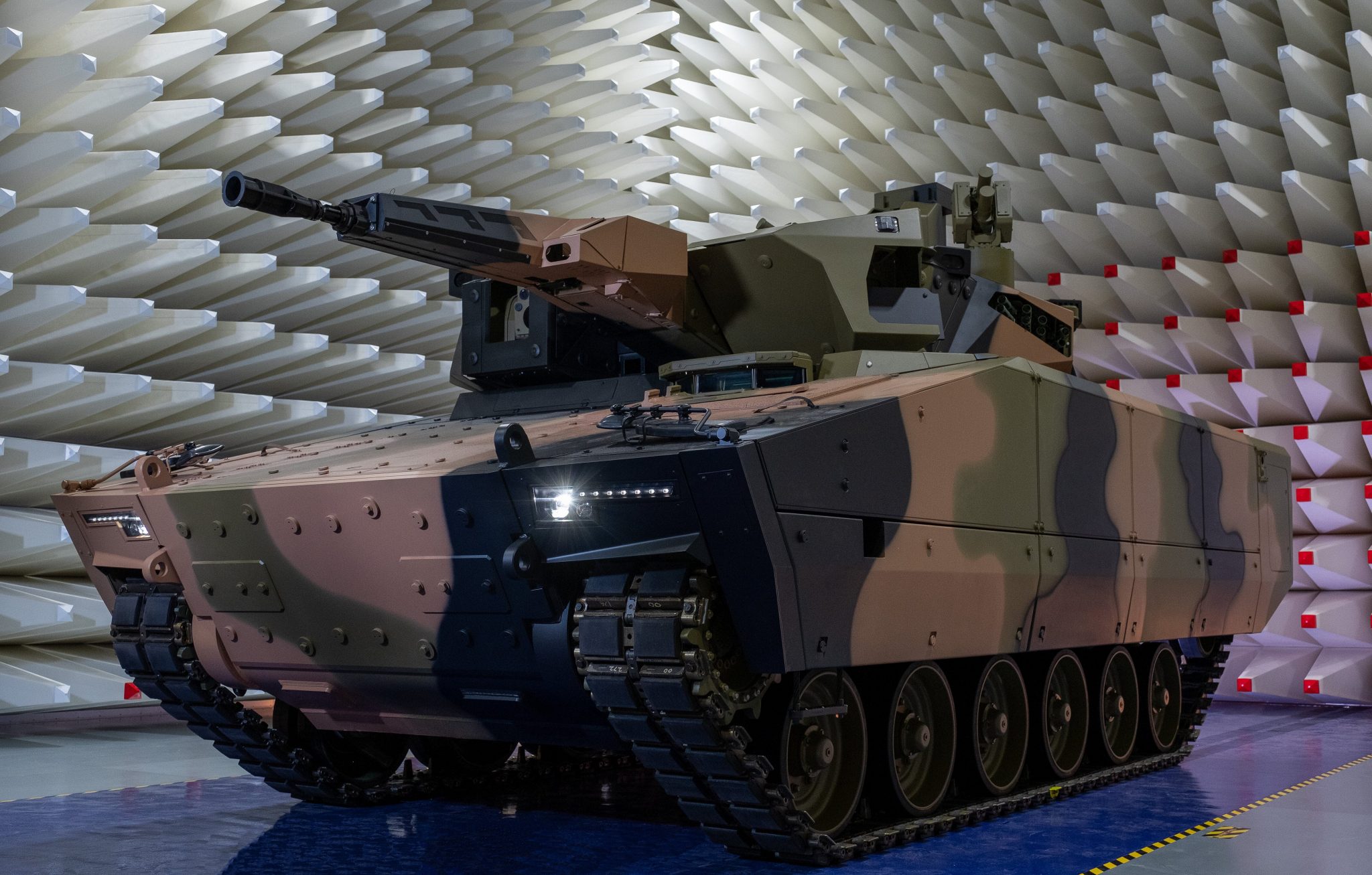 Australian Lynx KF41 Unveiled for Land 400 Phase 3 Programme – Asian ...